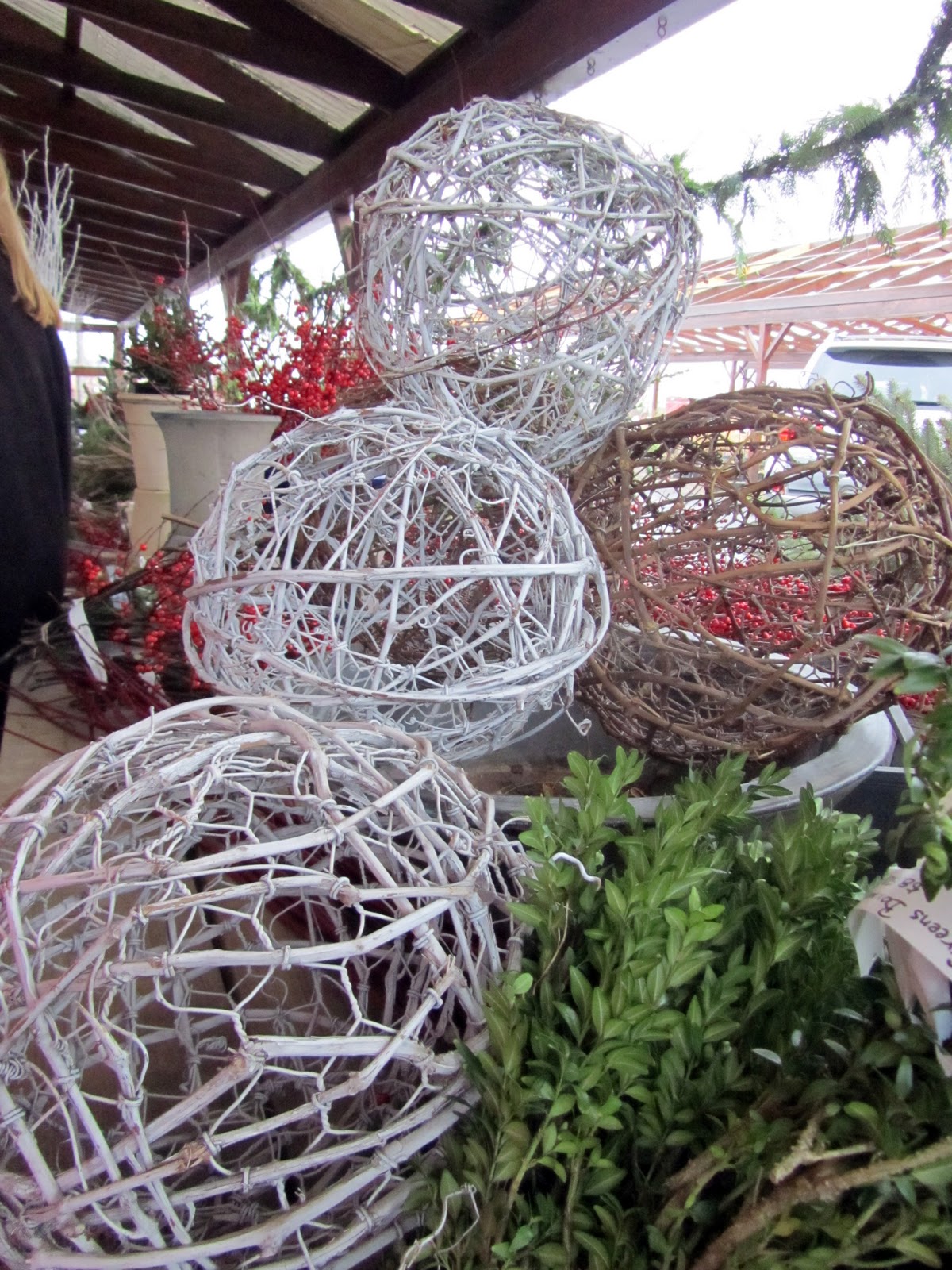 Gatsbys Gardens: Greening Up For The Holidays