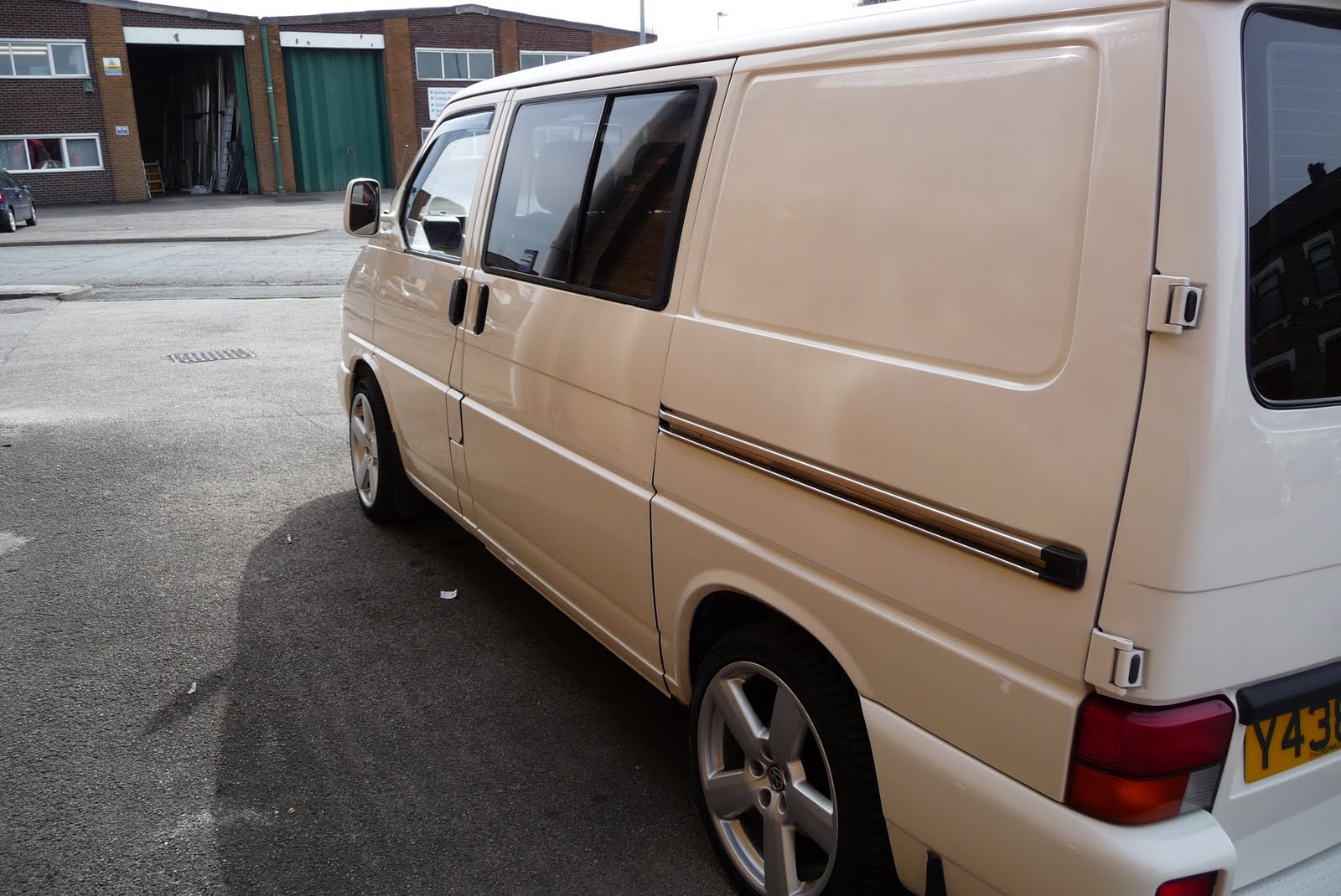 FOR SALE WHITE 2001 VOLKSWAGEN TRANSPORTER T4 1.9 TD 1000 SWB CAMPERVAN ...