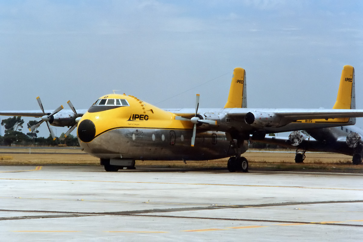 Eastwings: AW-650 Argosy 222 * IPEC Aviation * VH-IPD