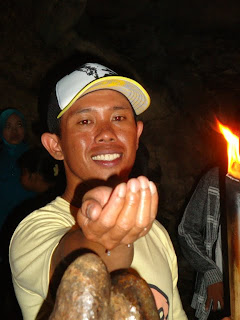 ANA'TO BONE: MENIKMATI PESONA GOA MAMPU