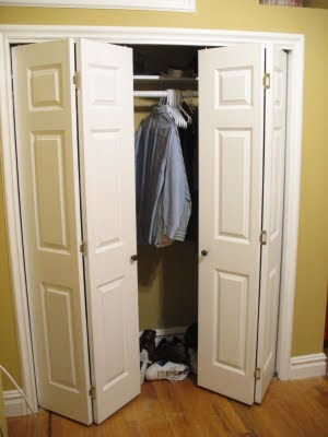 MicMac Interiors: Built in Closet With Overhead Storage