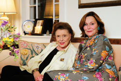 LEGENDARY DAME!: IN MEMORY : PATRICIA NEAL.. 1926 - 2010