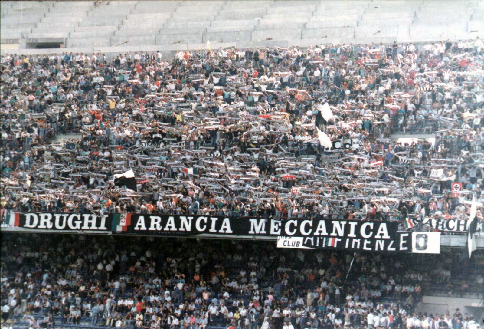 blog US FIORENZUOLA CALCIO 1922: MOVIMENTO ULTRAS in Italia anni '70-'80