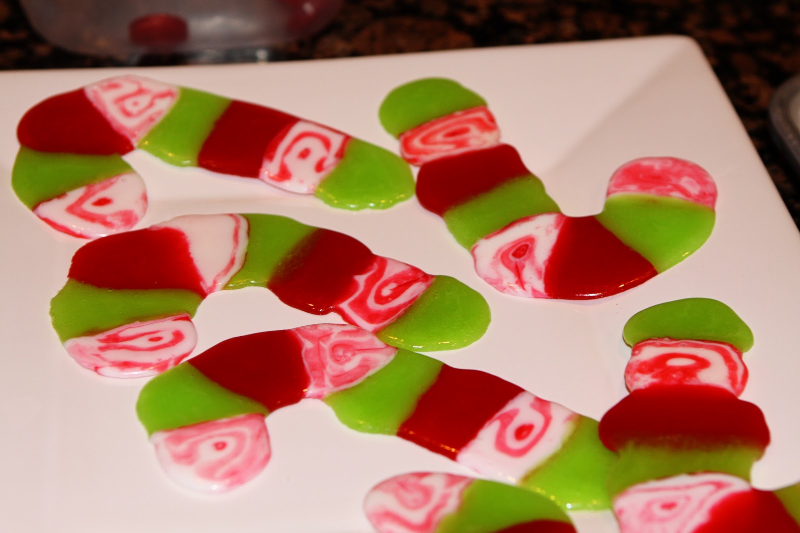 Delicious Dixie: Lifesaver Candy Canes