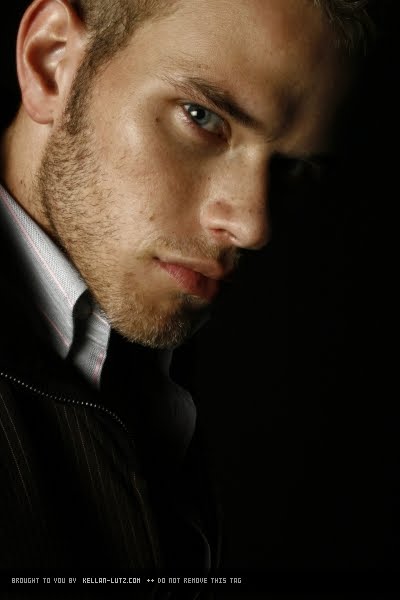 Crepúsculo: Biografias.