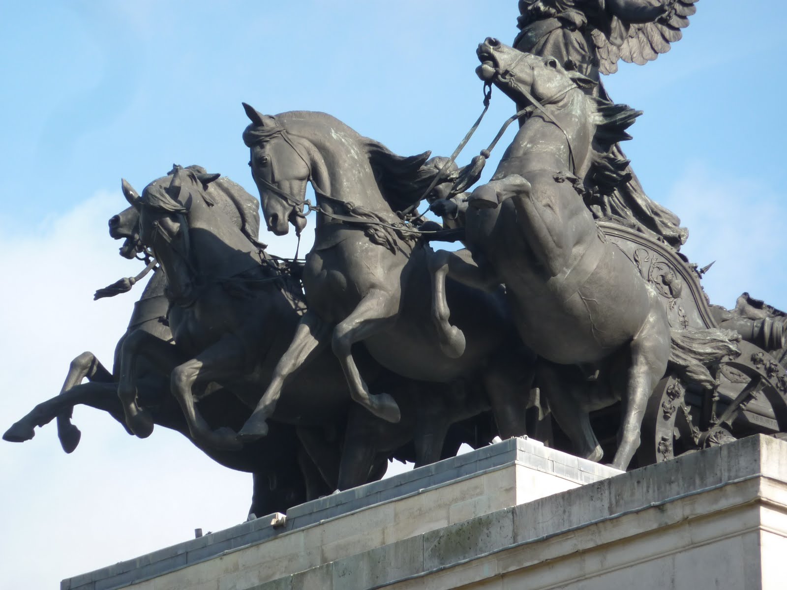 kathy dalwood studio blog: Sculpture: Horses at Wellington Arch