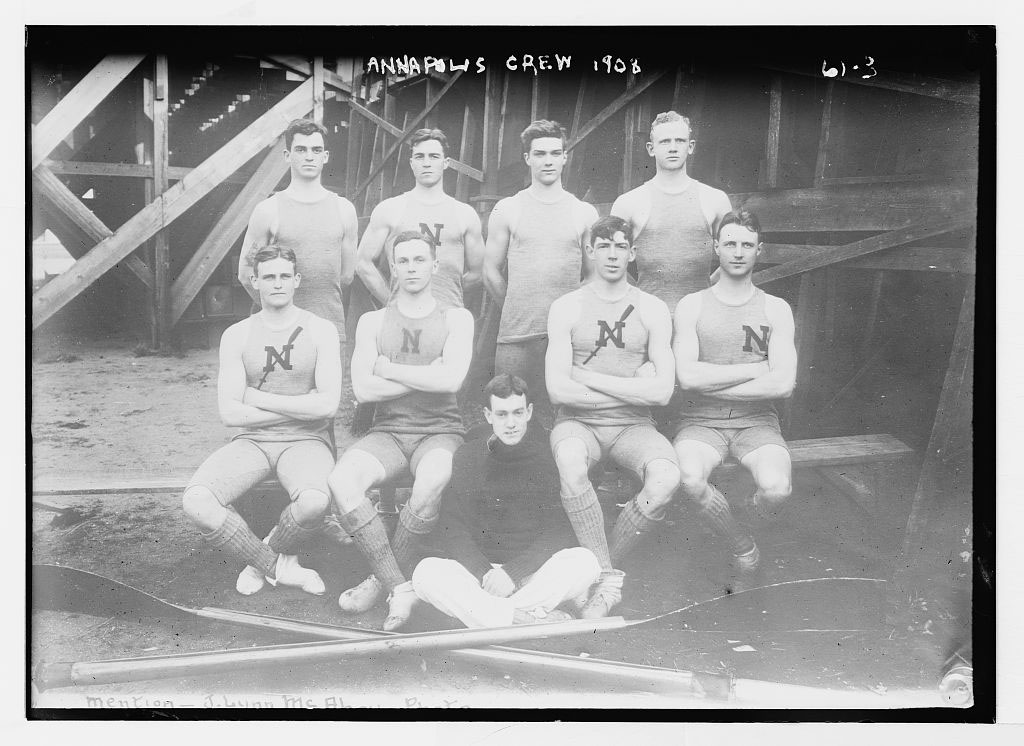 Vintage Ephemera: Group photograph, Men's rowing team - 1908