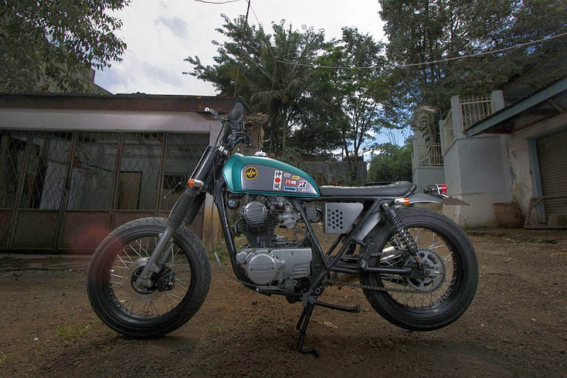 Outomotive Modification: Reader Ride! Wicked little Kawasaki KZ200 ...