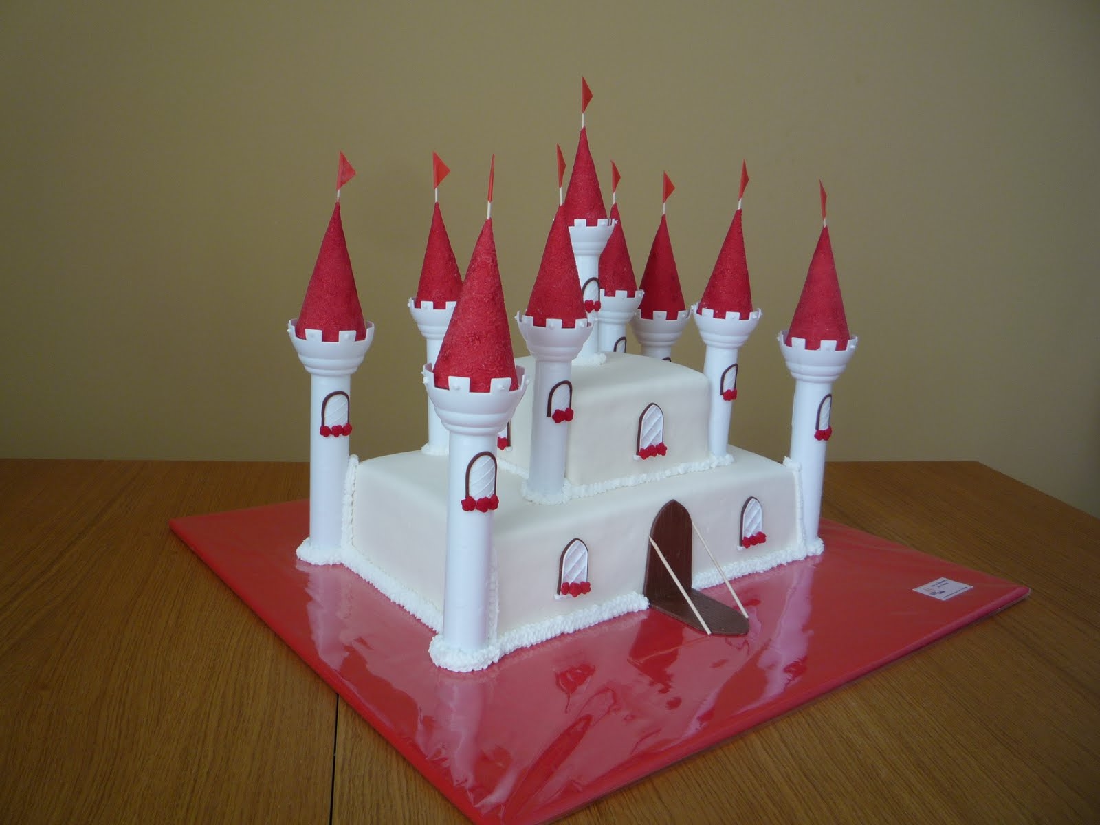 Ili´s Cakes: Medieval Castle Cake