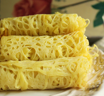 Cherry on a Cake: LACE CREPES ~ ROTI JALA
