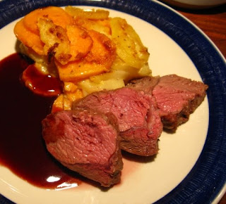 Smaksafari: Lammsadel med rotfruktsgratäng