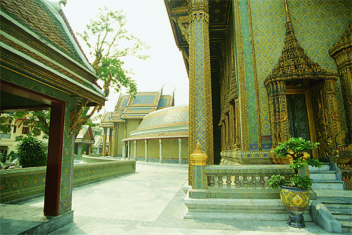 Temple In Bangkok: Wat Rajabopit Sathitmahasimaram Rajaworavihara ( Wat ...