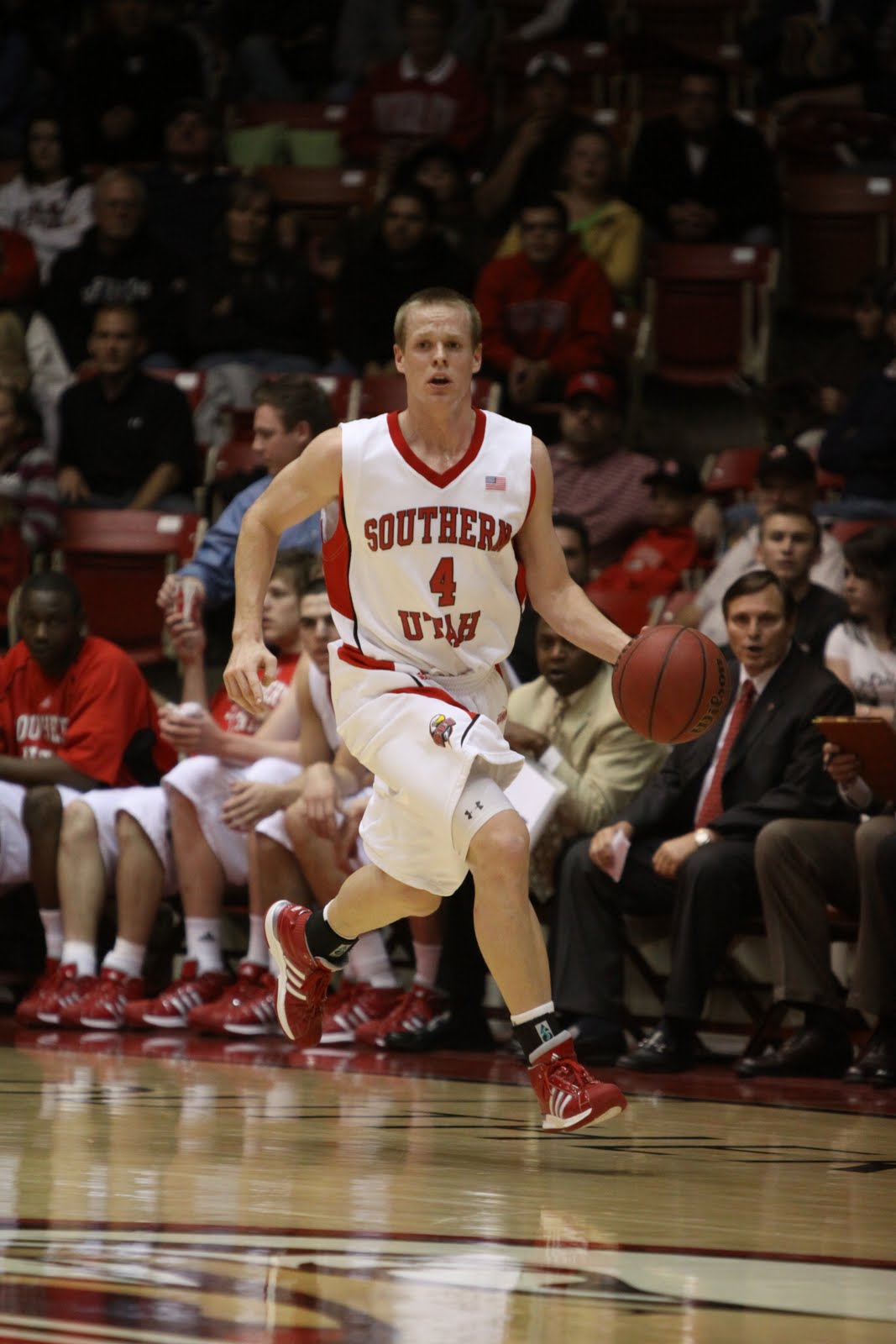 SUU T-Birds Basketball: Jake Nielson in Action.....