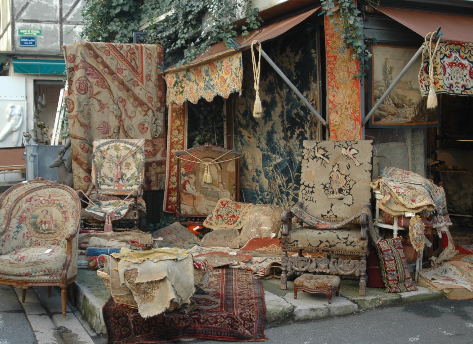 Paris and Beyond: Marché aux Puces St Ouen-- tapestries