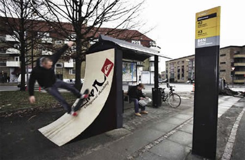 INTERESTING AND FUN: World's Most Unique Bus Stops