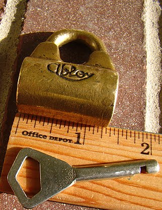 RestraintsBlog: small Abloy Lock From Finland