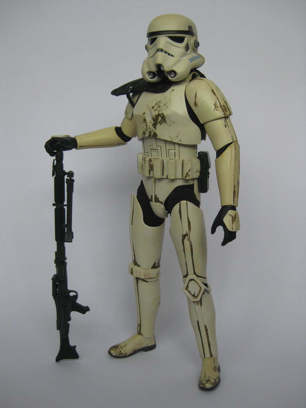 deSMOnd Collection: Sideshow "Store Exclusive" Sandtrooper (Corporal ...