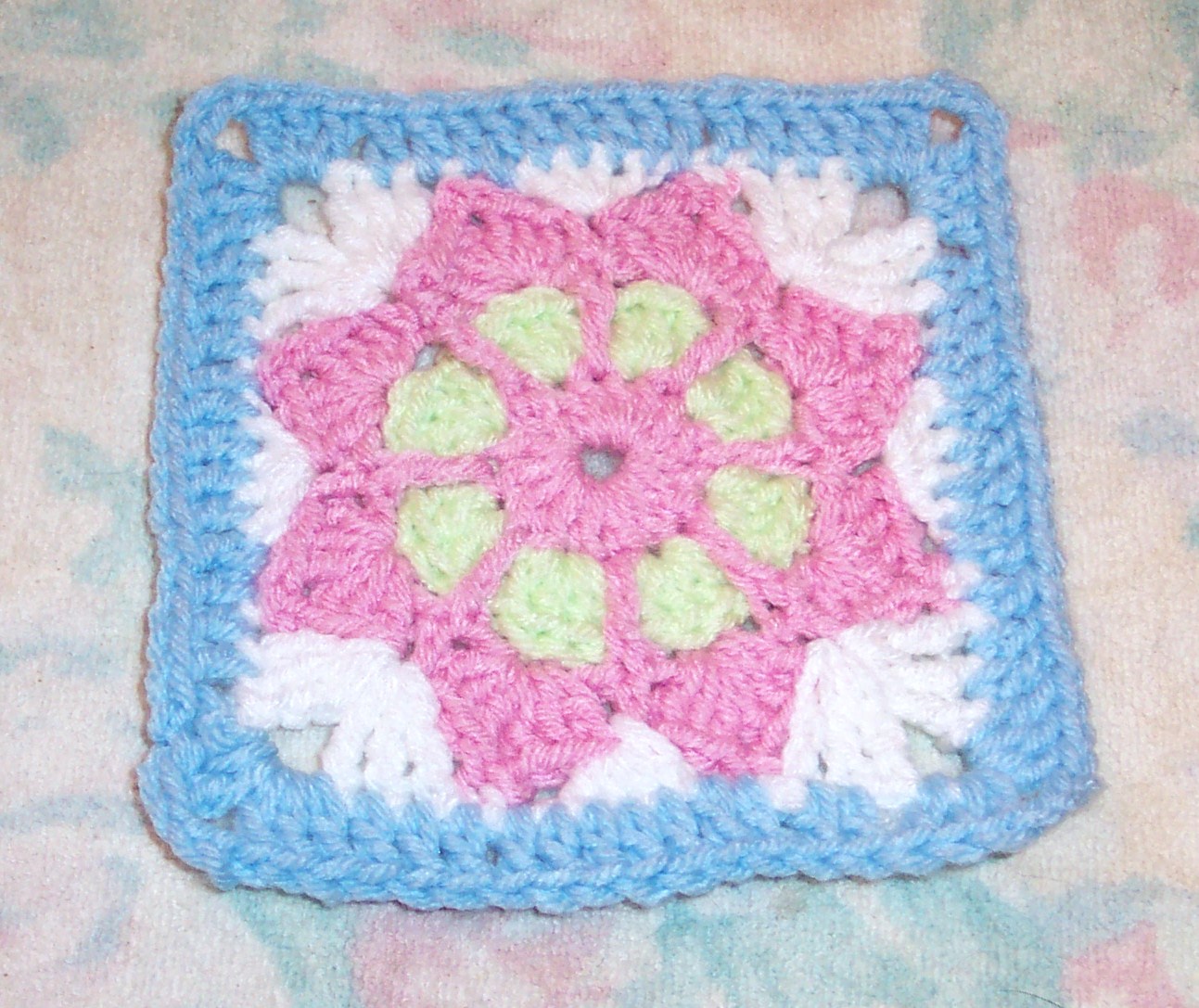 SmoothFox Crochet and Knit: SmoothFox's May Flower - Square 6x6 or ...