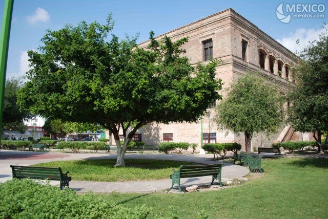 - N℮lly мOntαlvO Liήάn: RESEÑA DE RiO BRAVO!!!..