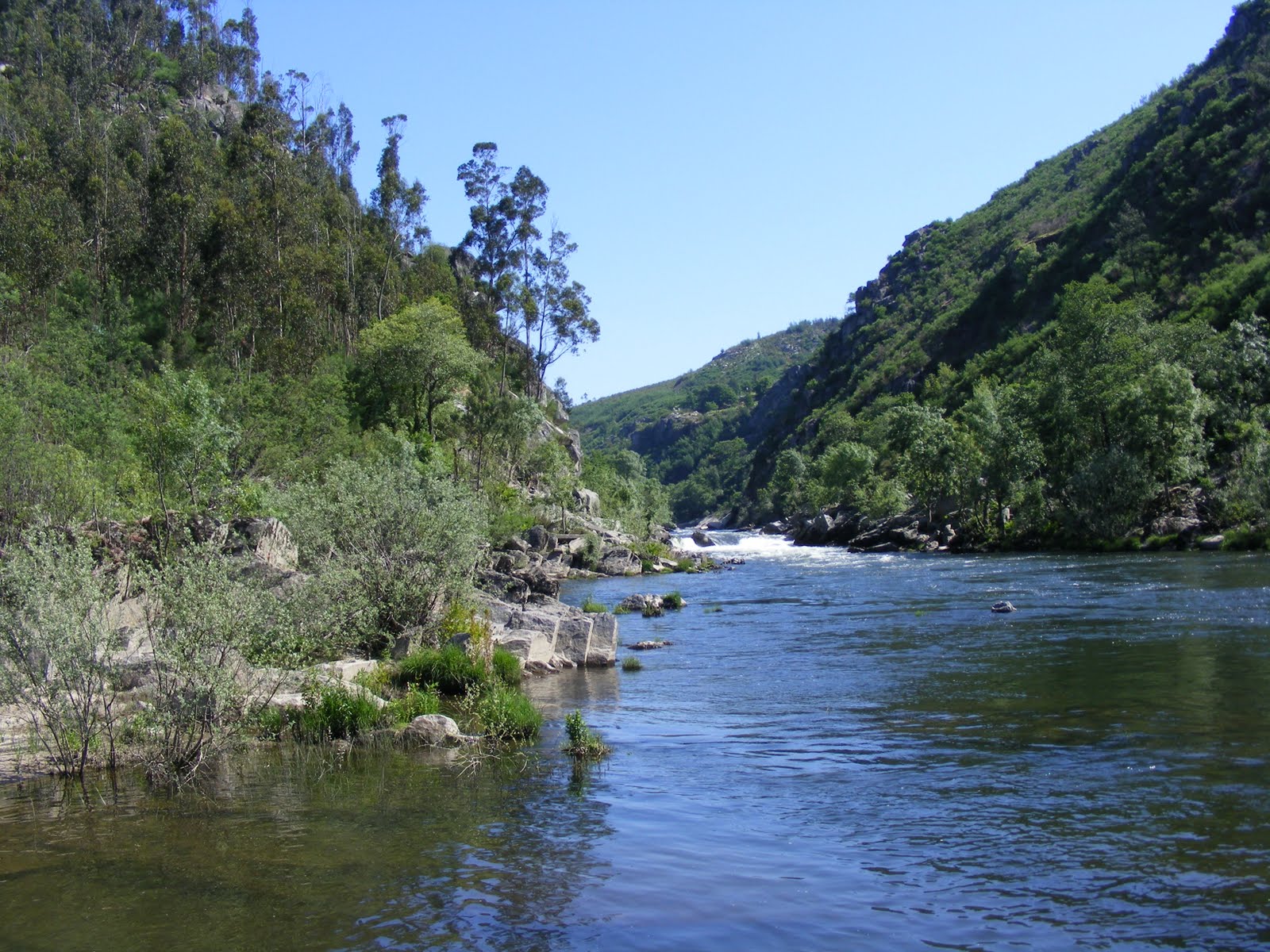 HELDER BARROS: Celorico de Basto - A Beleza Natural e deslumbrante do ...