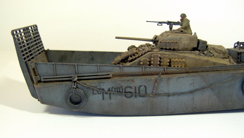 Gulumik Military Models: LCM 3 with Sherman 1/72 Airfix - Gallery