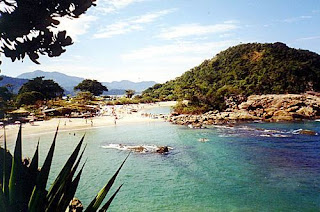 Ecotrips Brasil: Trindade une belezas naturais e agito