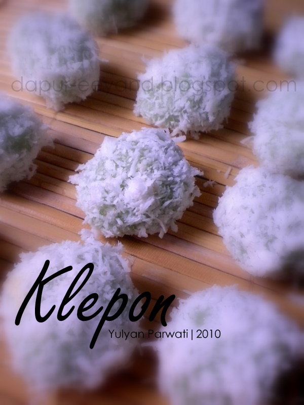 Cooking With Love: Klepon