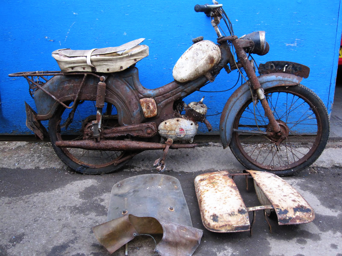 ITALIAN MOTOR magazine: MotoBi motorino exotica for sale