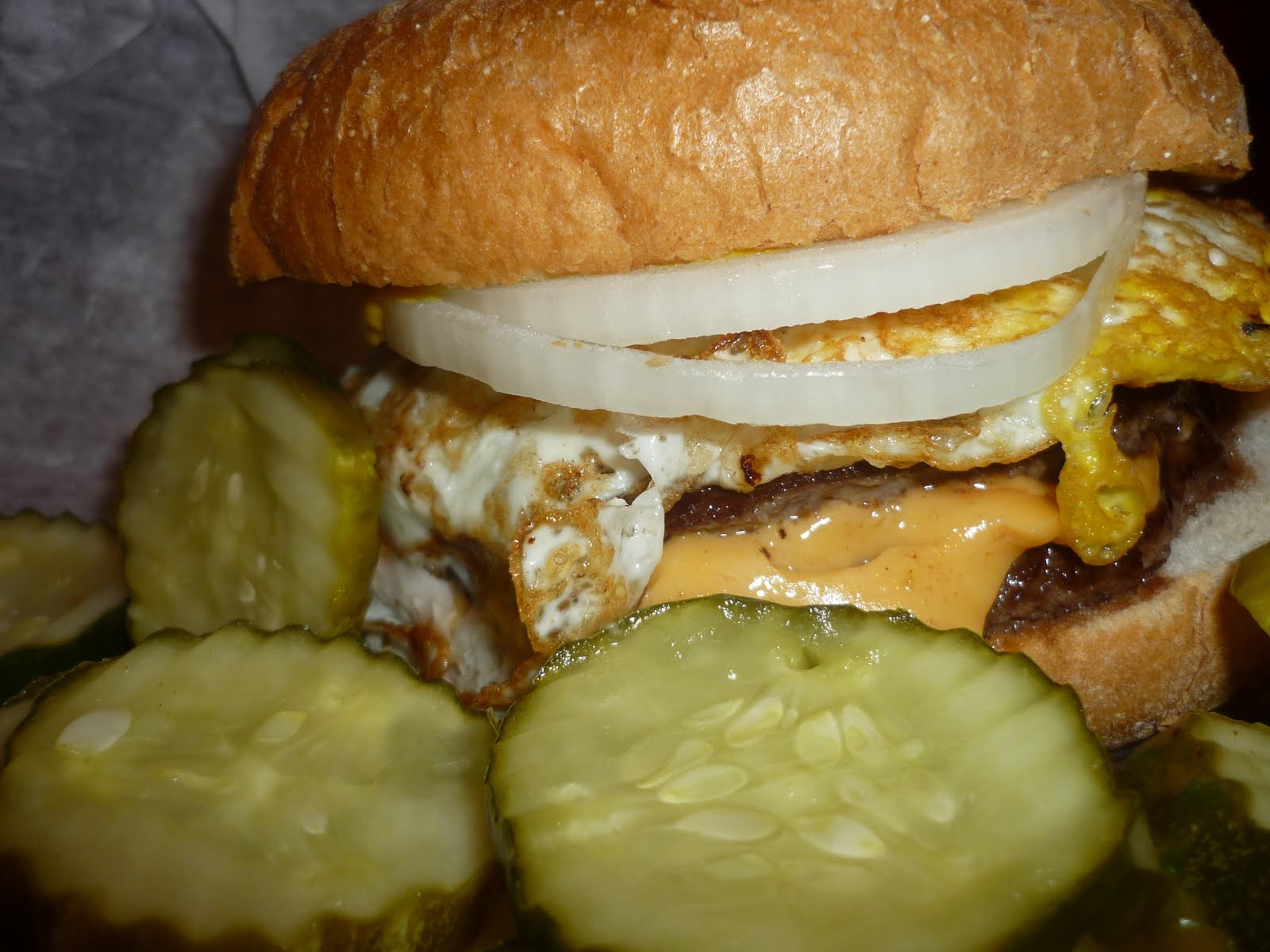 Smokin' Chokin' and Chowing with the King: Add An Egg...