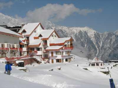 INDIA ON WHEELS - A trip for pleasure!: Where to stay at Auli - 3