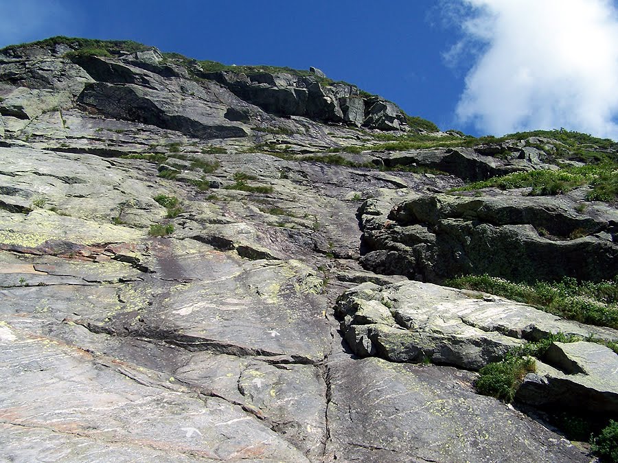 Hiking in the White Mountains: Huntington Ravine