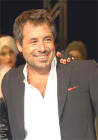 Historia de Ricky Sarkany | Pasion por Emprender