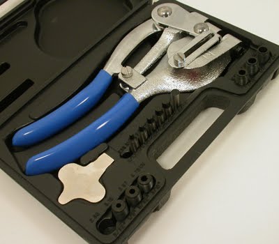 I Heart Jewelry Tools: The Euro Power Punch – Art Bead Scene Studio