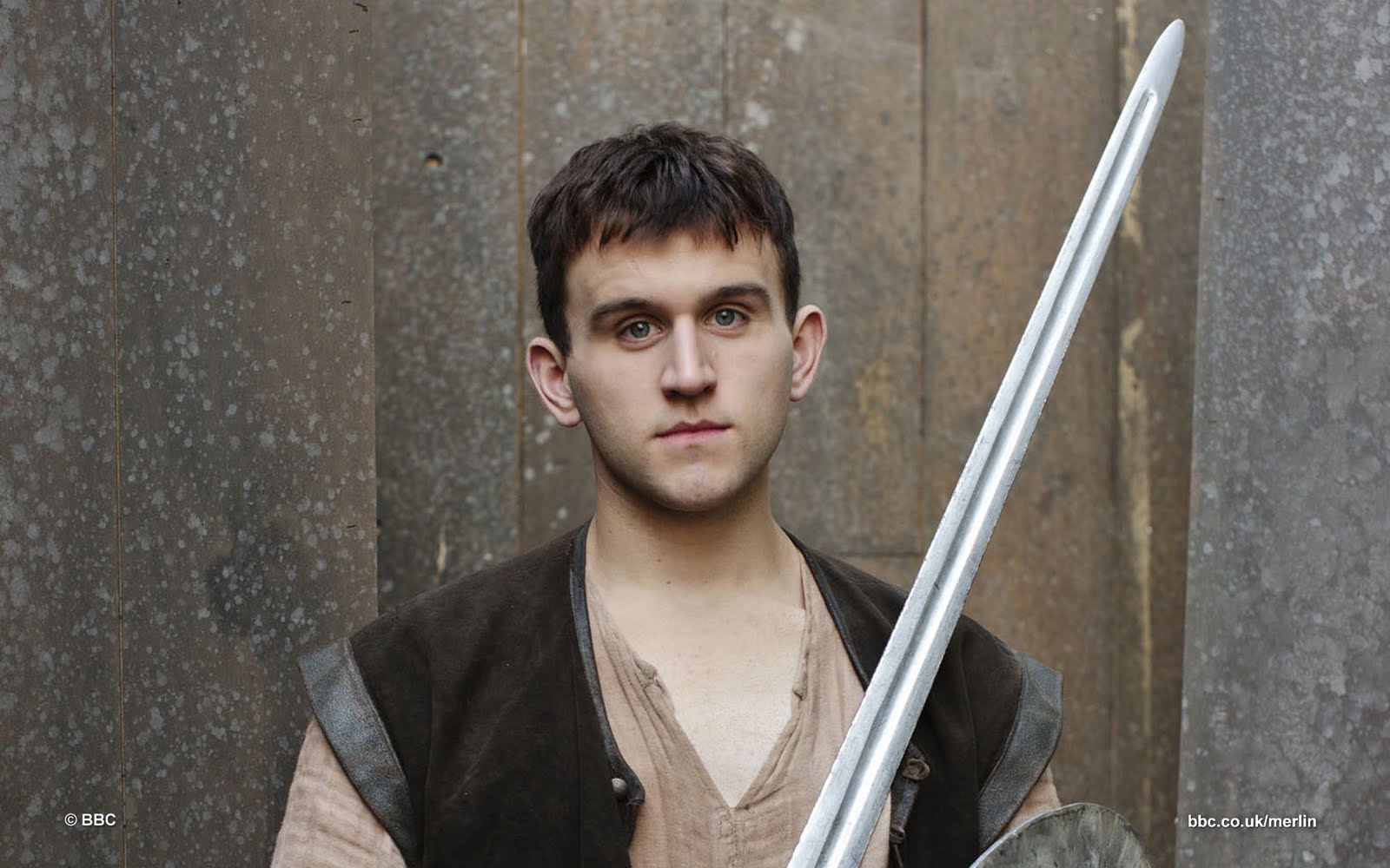 Nik Nak’s Old Peculiar: Merlin Episode 11: The Sorcerer’s Shadow