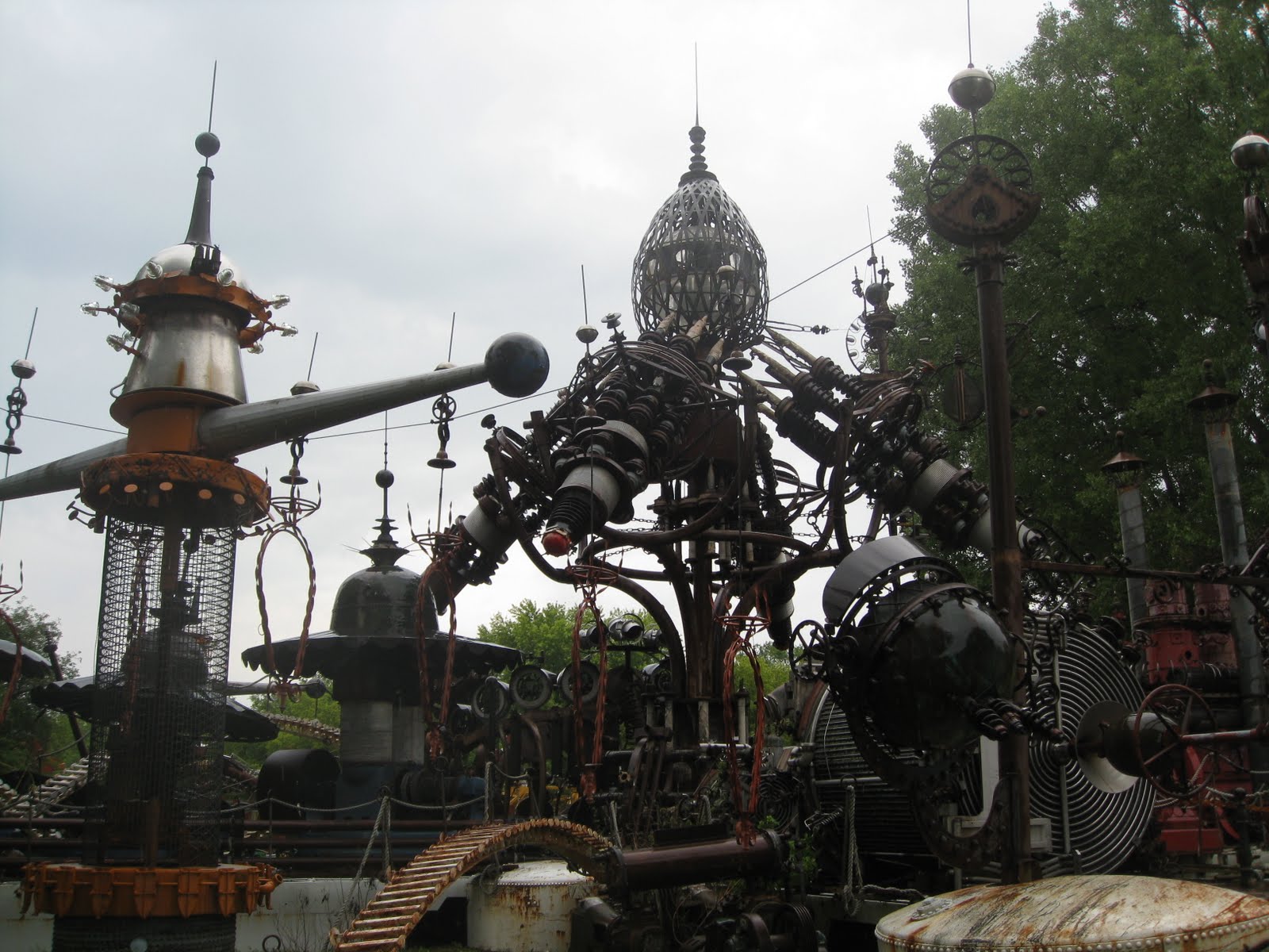 Gary LaCourt's Weblog: The Incredible Forevertron of Dr. Evermore