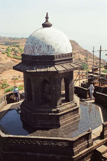 Raigarh Fort Pune Images and Video - Maharashtra Travel Place | Top of ...