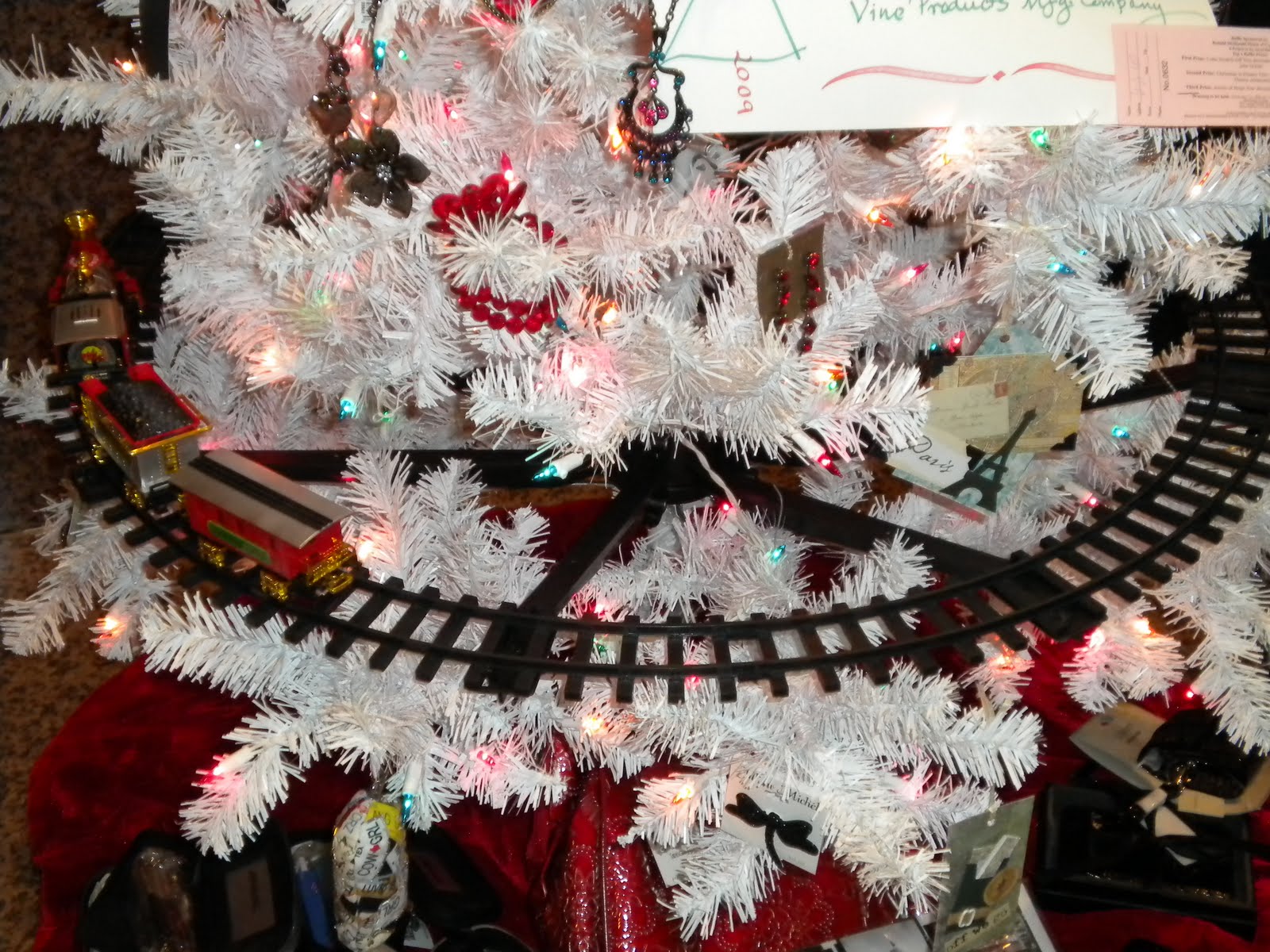 a. party style: xmas in july :: display of trees