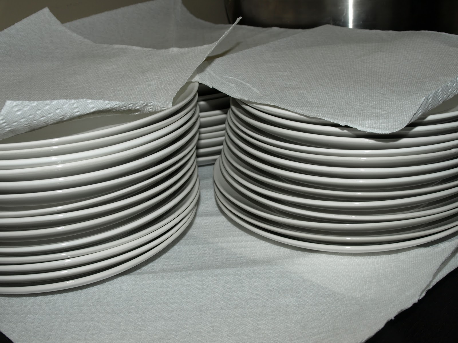 a. party style: tutorial :: stamped plates