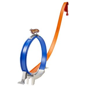 HOT WHEELS TRACK SET: Hot Wheels Loop and Jump Track Set