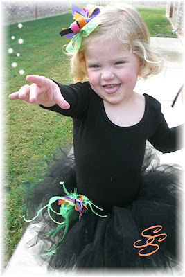 Two Prissy Girls Bows & More: Boutique Halloween Tutu Pouf Costume Set!!!