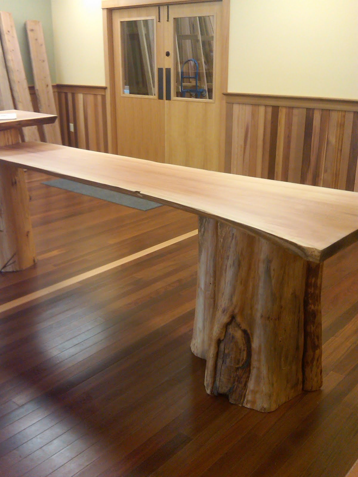 Issaquah Cedar & Lumber: Showroom is Finished!