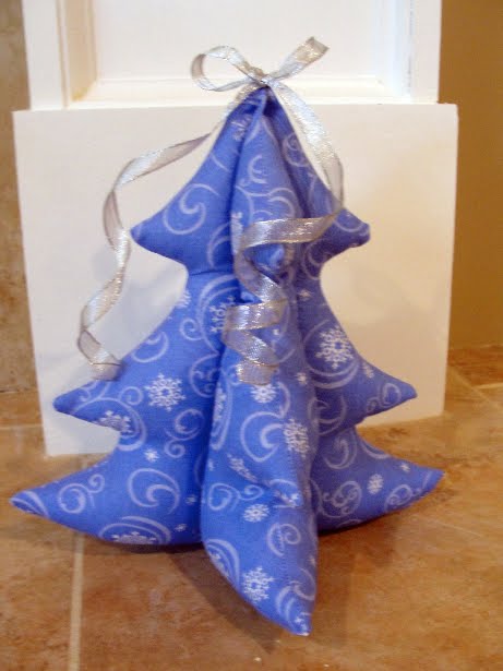 The Pursuit of Happiness: Festive Stuffed Christmas Trees