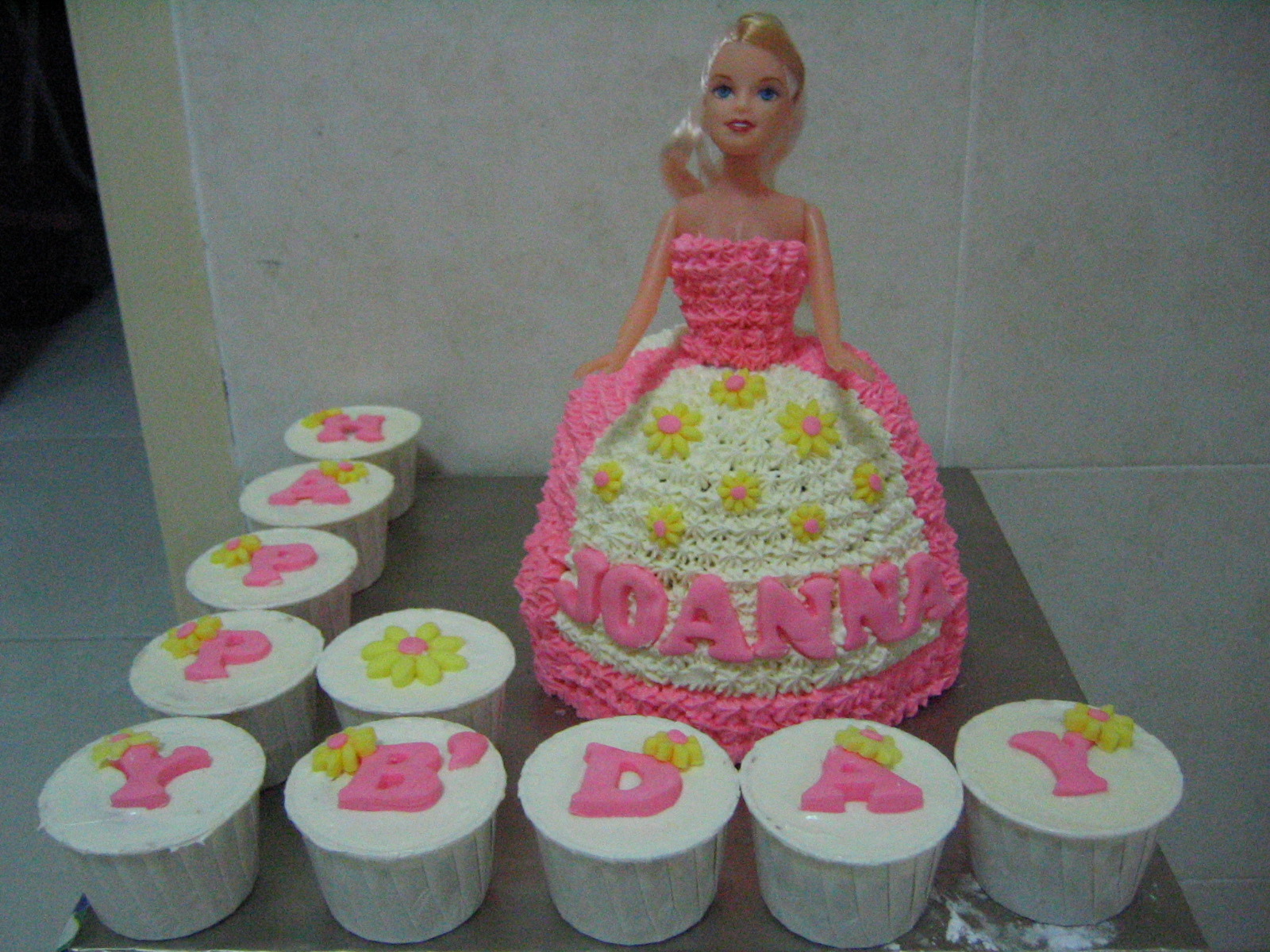 Celebration Cake: Doll Cake