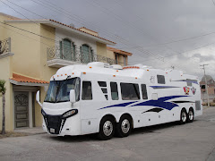 IS MEXICO THE ONLY PLACE IN THE WORLD WITH 4-AXLE BUSES?