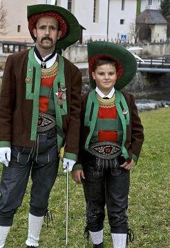 Volksmusik: Trajes Tipicos del Tirol