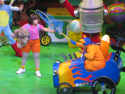 Pictures from Dora, Live!