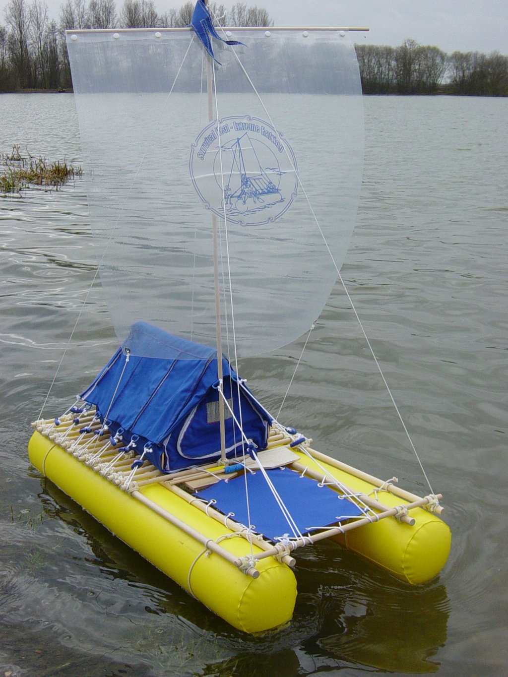 Survival Rafts - Jangadas Sobrevivência: Survival Rafts