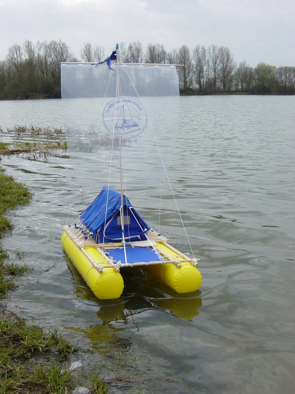 Survival Rafts - Jangadas Sobrevivência: Survival Rafts