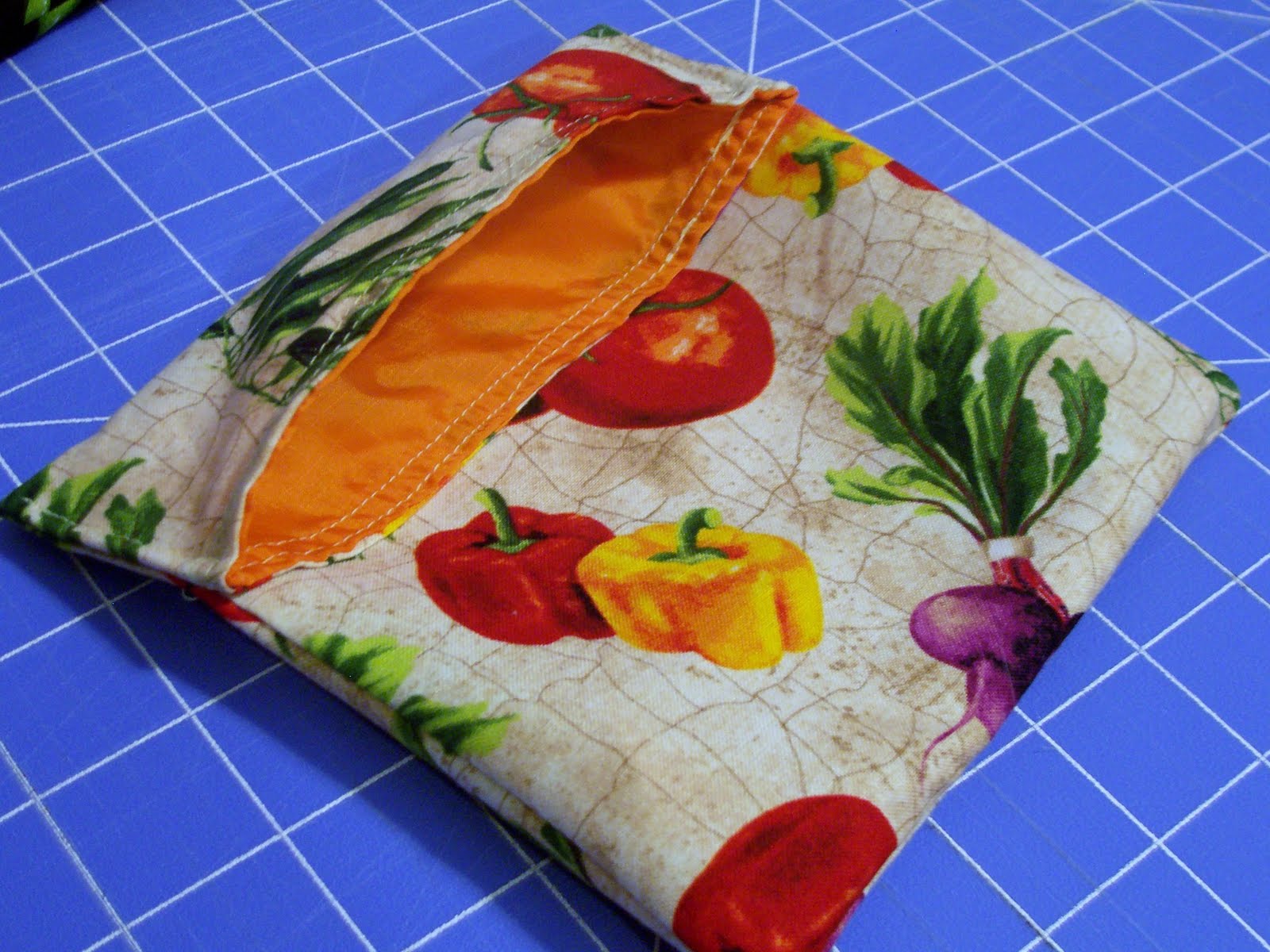 BACK TO SCHOOL WEEK II -- Reusable Sandwich Bag Tutorial