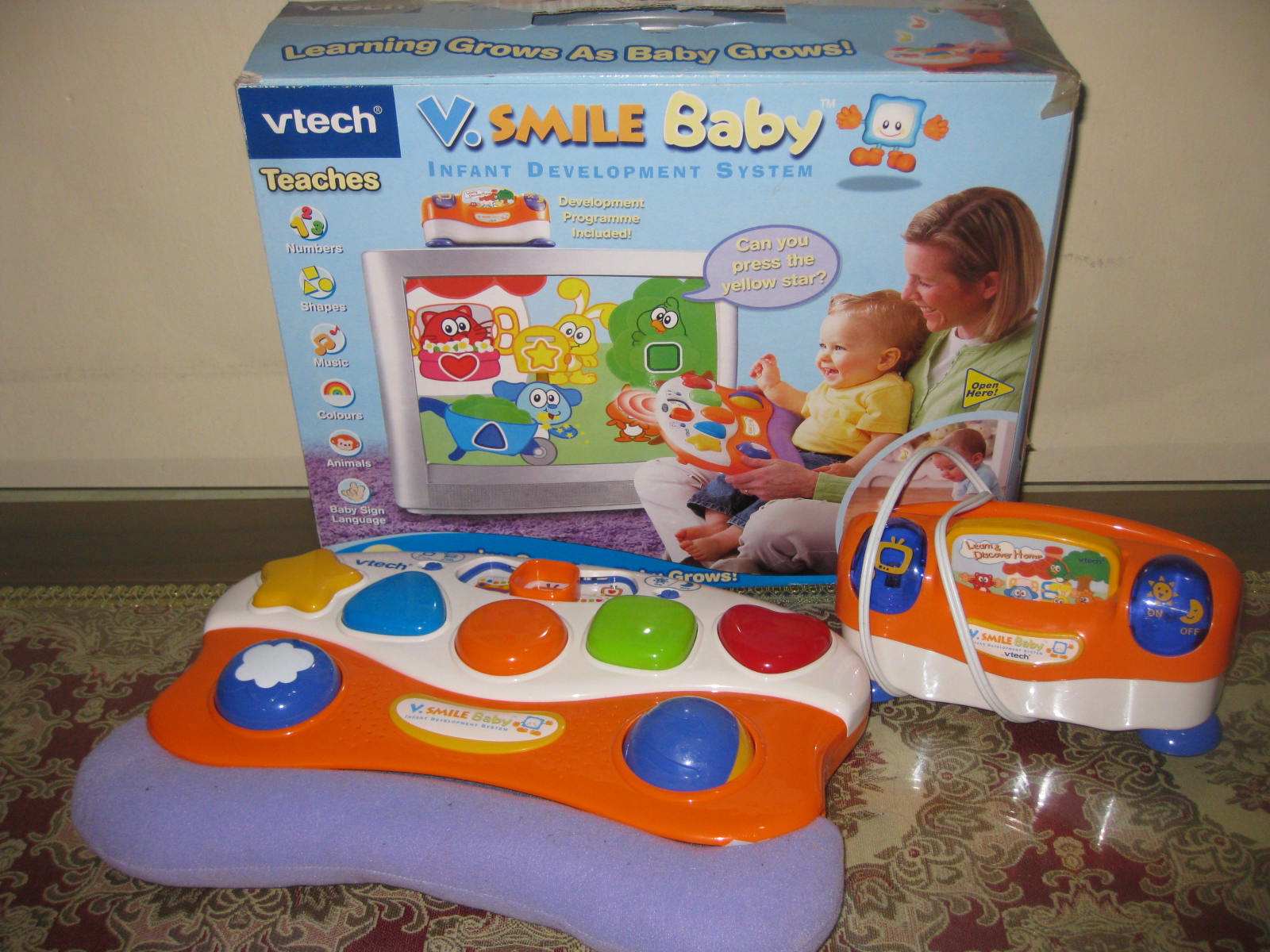 Mesya & Baby Wardrobe: Vtech v smile baby